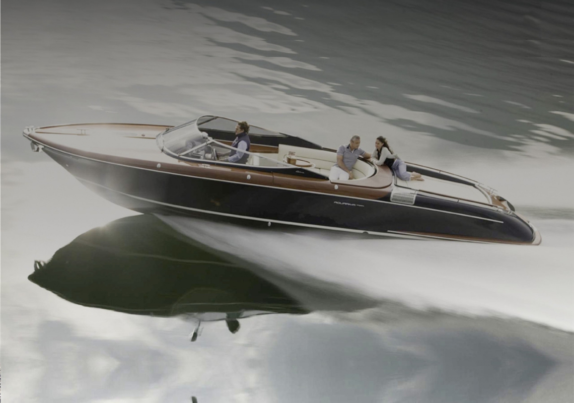 Hier geht's zur Modell-Übersicht von neuen Riva Yachten