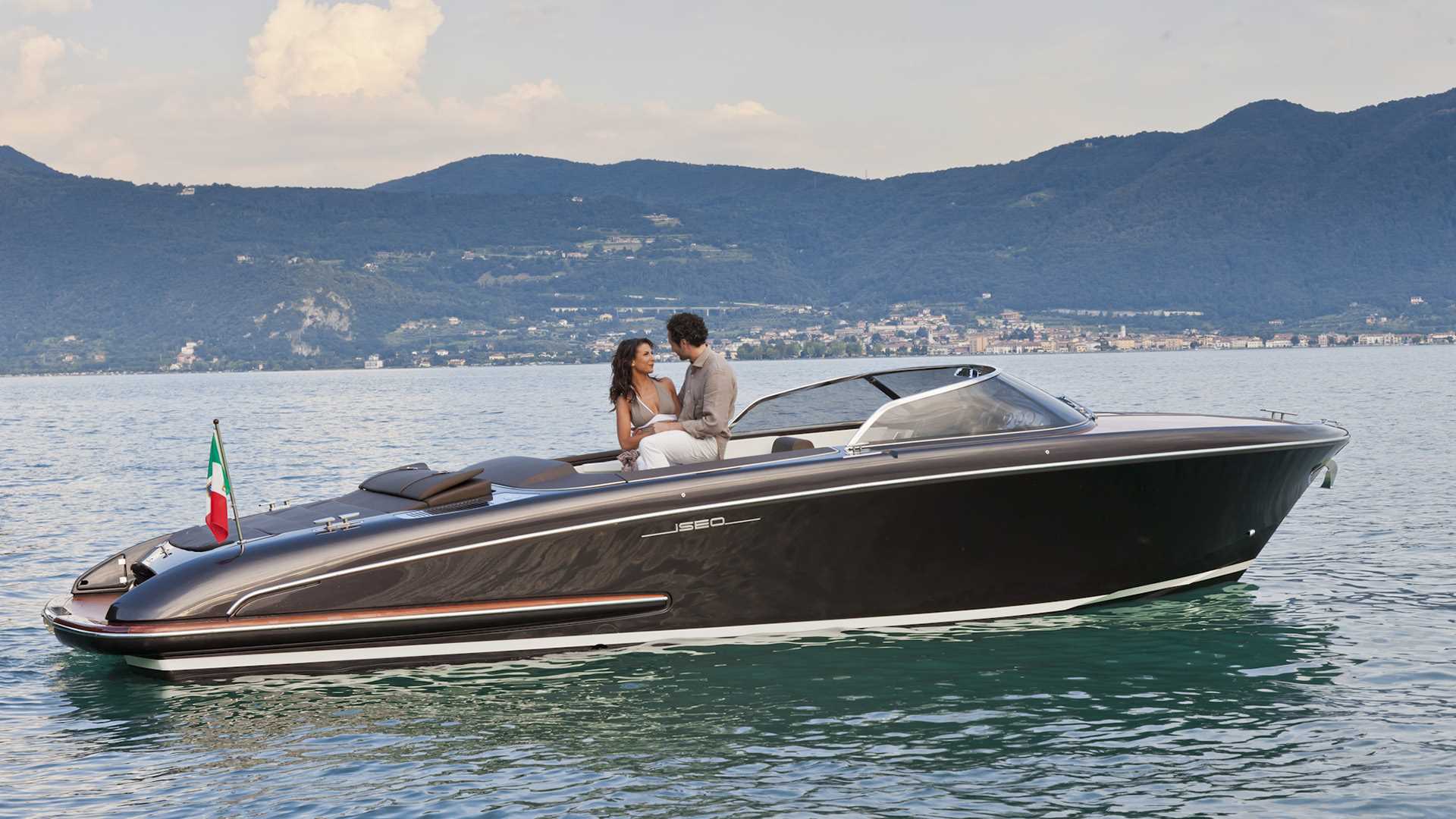 RIVA ISEO Motorboote und Neuboote kaufen